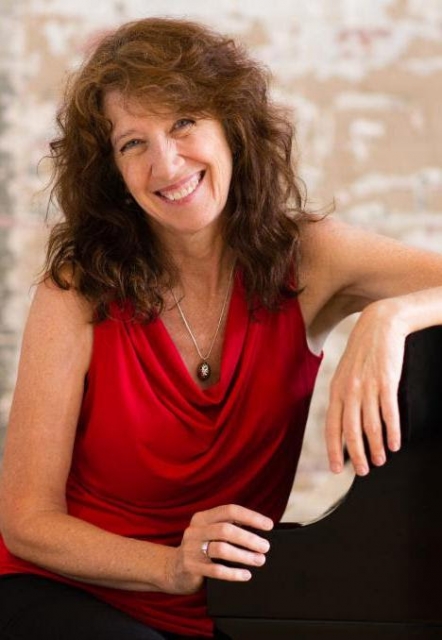 Vicki Ray Performs at REDCAT